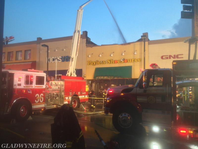 Air 24 Responds to Multi Alarm Fire in Upper Darby - Gladwyne Fire Company